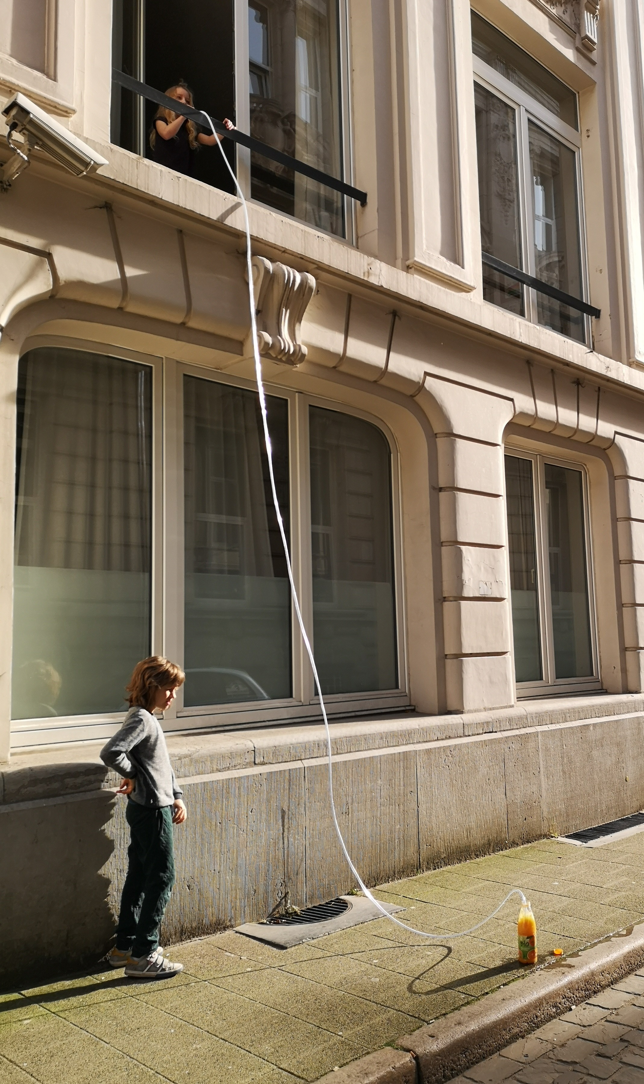 Physics Experiments: A 6 meter long straw – Geeks out of the box